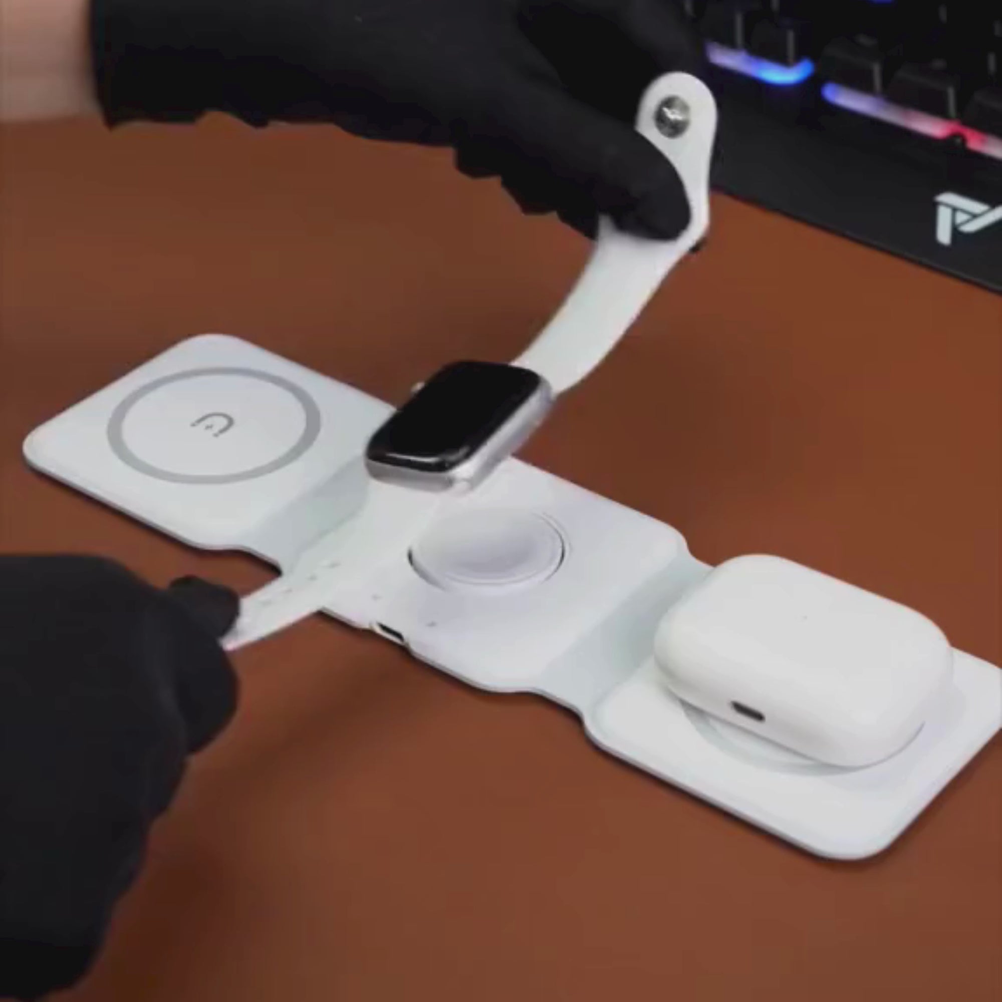 Apple MagSafe 3 in 1 Wireless Charger – Hyprcharge